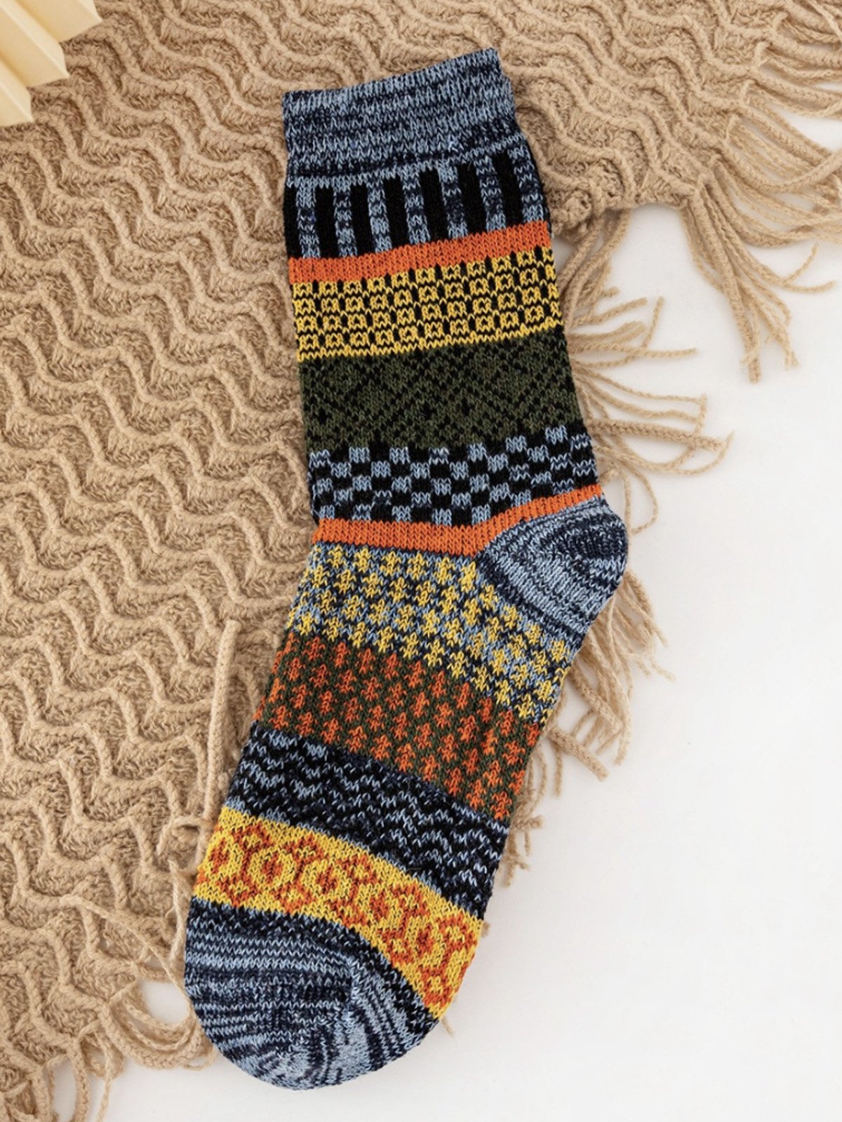 Royaura Vintage Geometric Aztec Men's Warm Socks | royaura